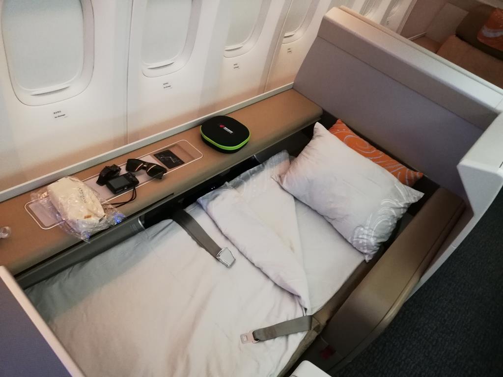 Review: Air China First Class in der Boeing 747-8 von Frankfurt nach ...