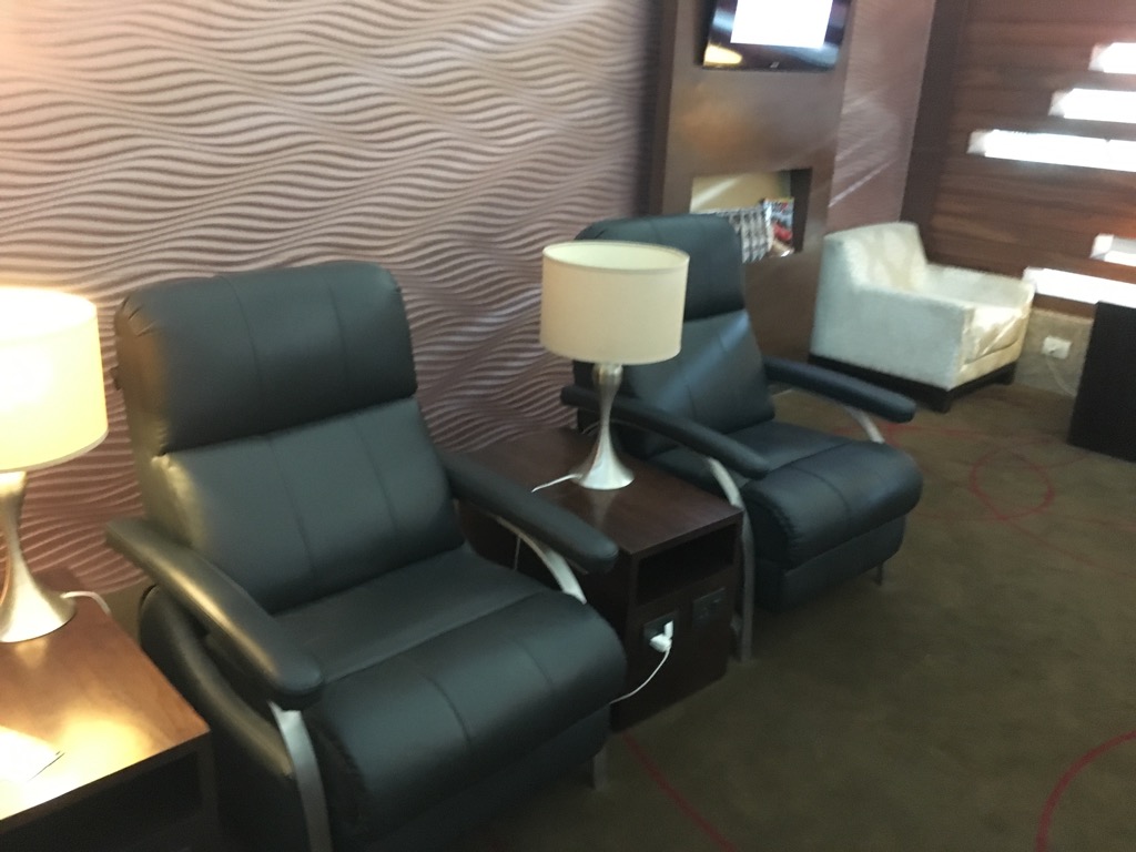 Review: Air India First Class Lounge Delhi - Frankfurtflyer.de
