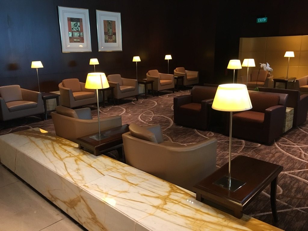 Review: Singapore Airlines First Class Lounge Singapur Terminal 3 ...
