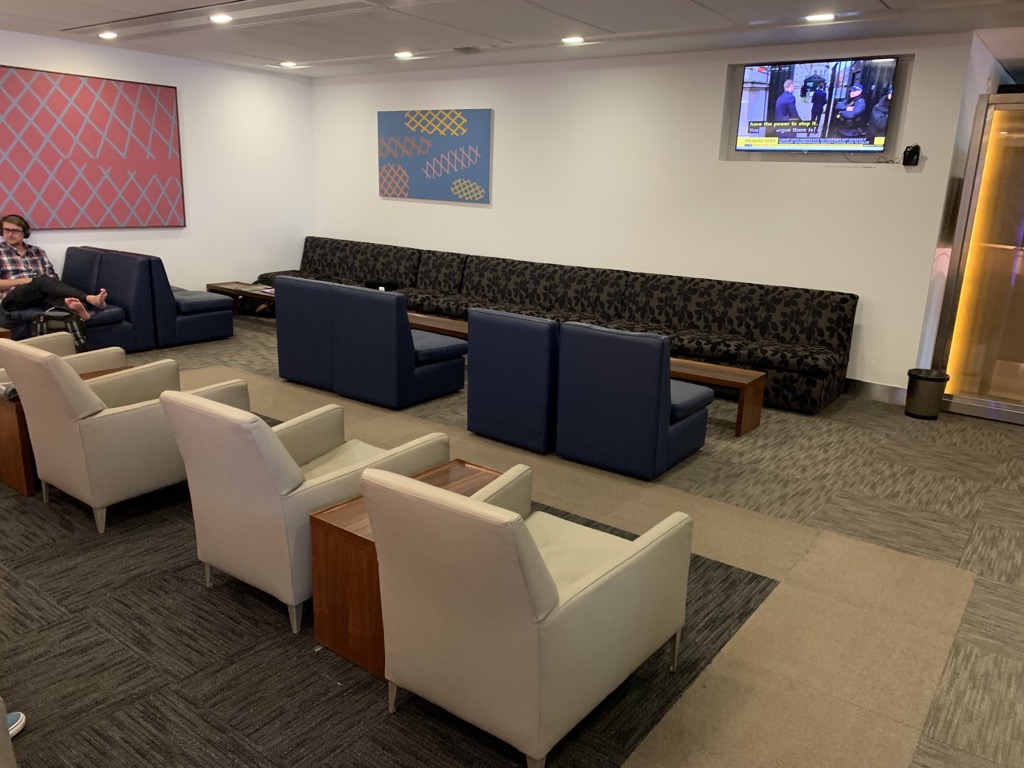 Review: British Airways First Class Lounge London Heathrow Terminal 3 ...