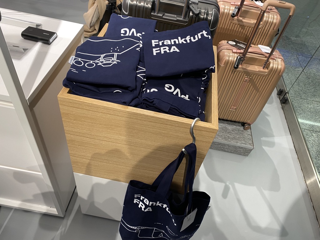 Lufthansa eröffnet neuen WorldShop am Frankfurt Airport - Frankfurtflyer.de