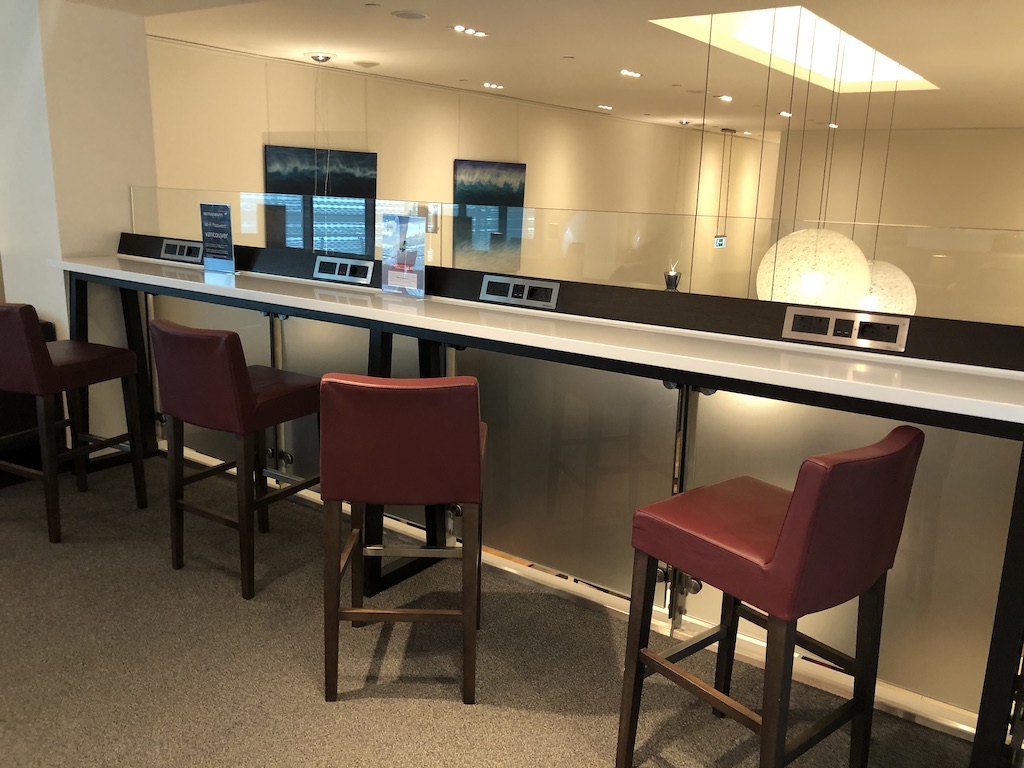 Review: British Airways Club Lounge London-Gatwick - Frankfurtflyer.de