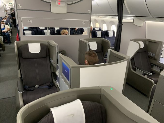Review: British Airways Boeing B787-8 in Business Class von Amsterdam ...
