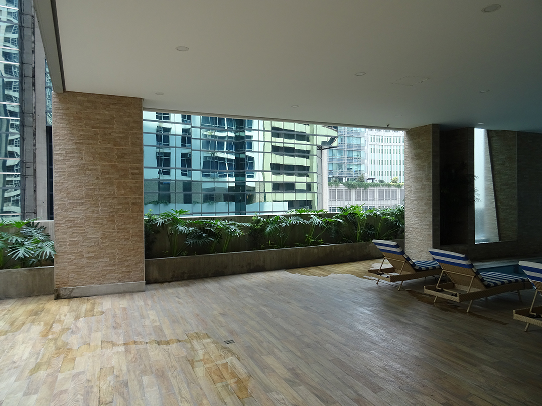 Review: Executive Suite - The Sphere Serviced Residences Makati ...